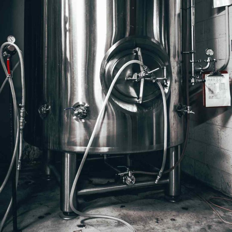 Commercial Brewing Tanks